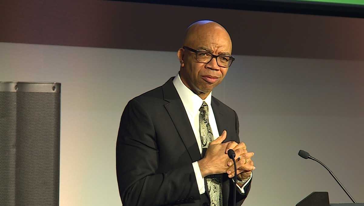 Birmingham native A.C. Roper honored with Regions Bank award