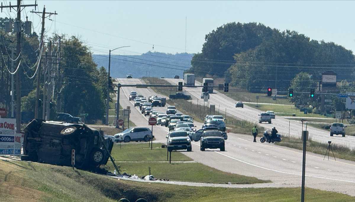 Woman fighting for her life after crash in Fort Smith