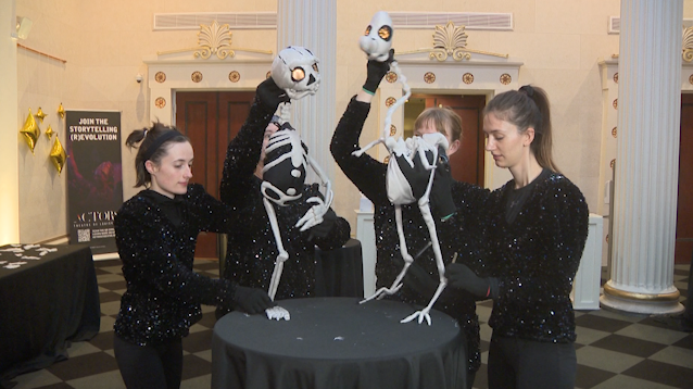 Puppets, music and magic collide in 'Dead as a Dodo' at Actors Theatre ...