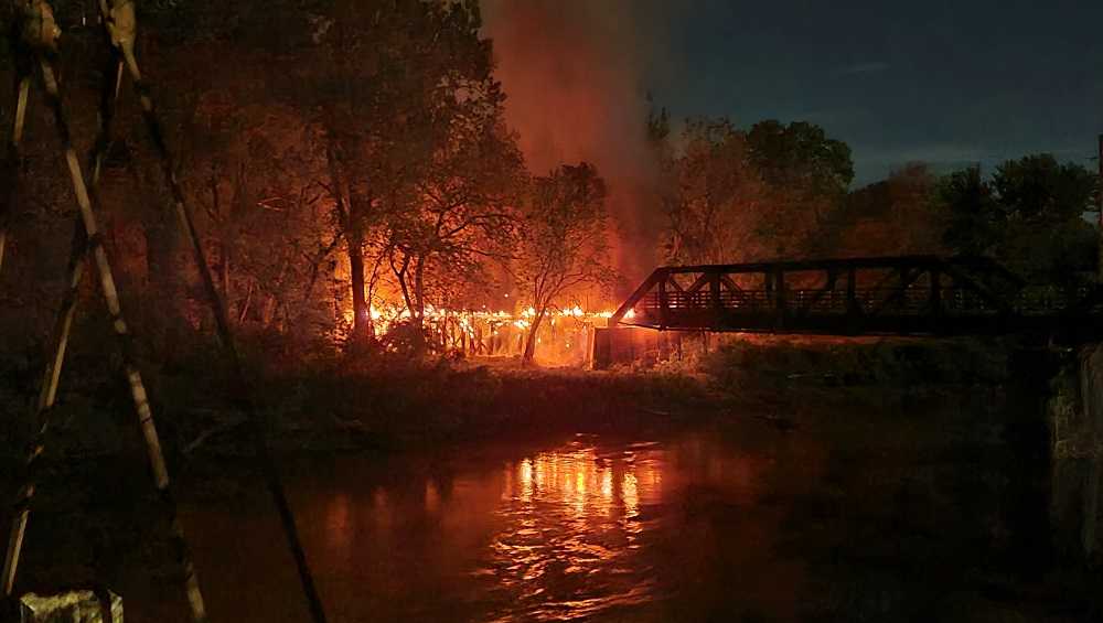 Bridge fire in Adel: Raccoon River Valley Trail closed at site of ...
