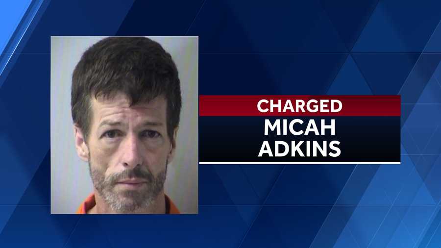 Florida man charged after runaway toddler is seen on highway