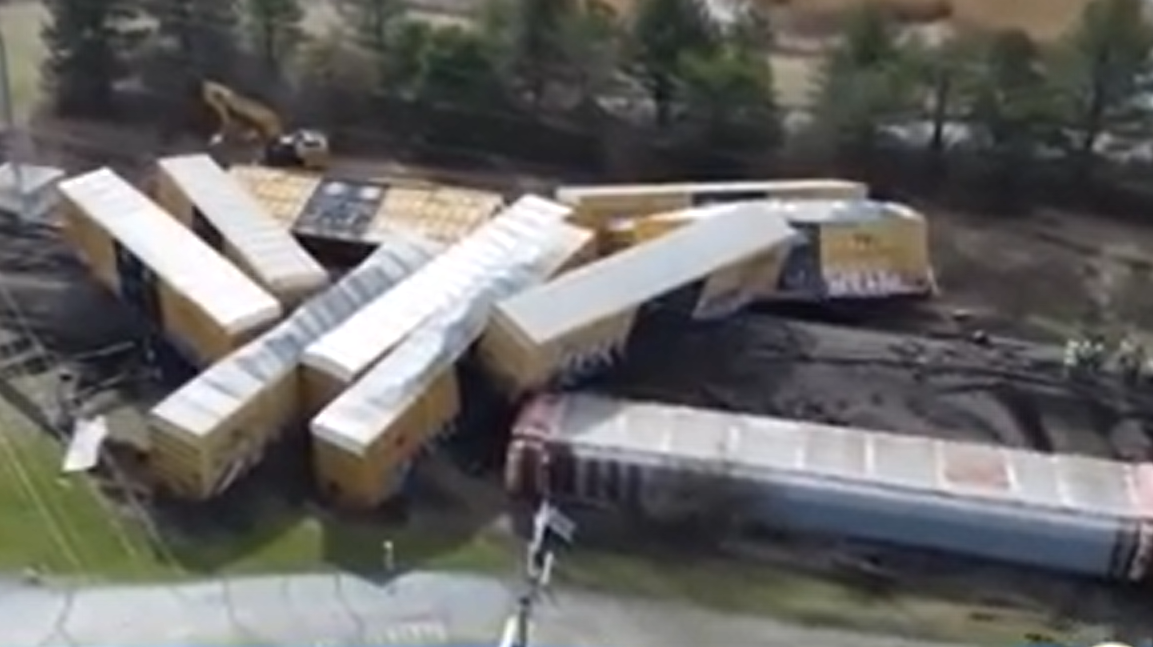 Latest Ohio derailment poses no public risk, officials say