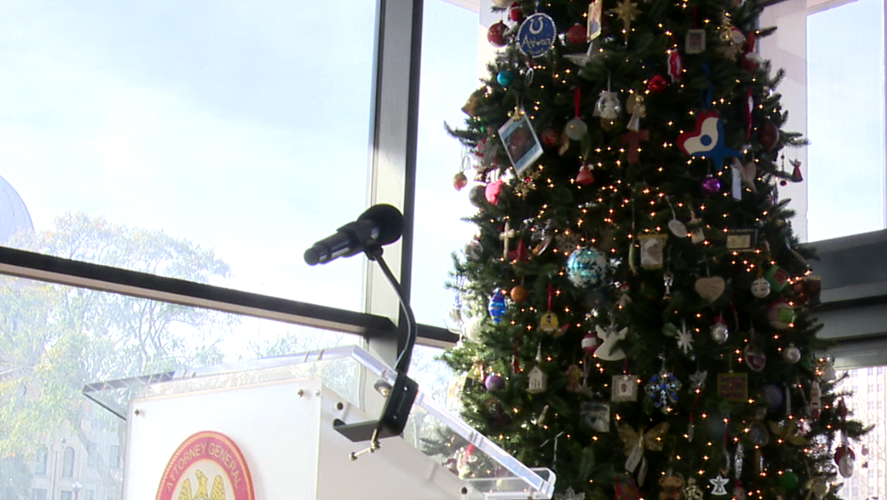 Christmas tree honors victims of crime