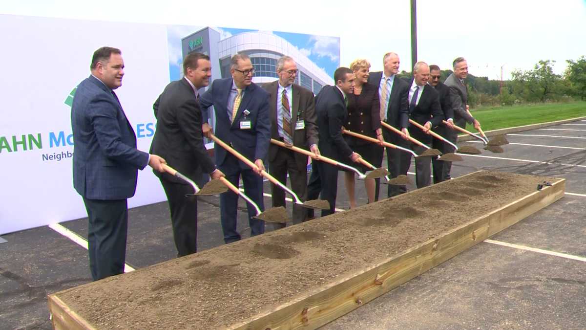 Groundbreaking on Neighborhood Hospital