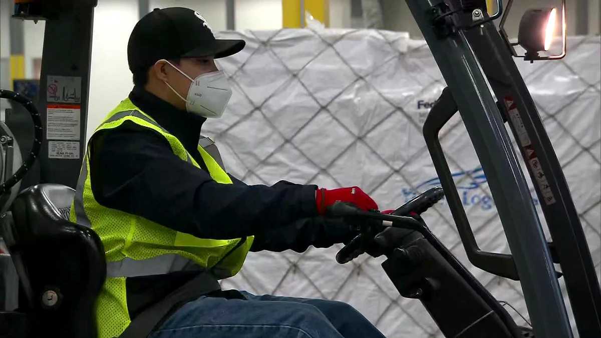 Inside 'Project Airbridge,' the US effort to bring in medical supplies ...