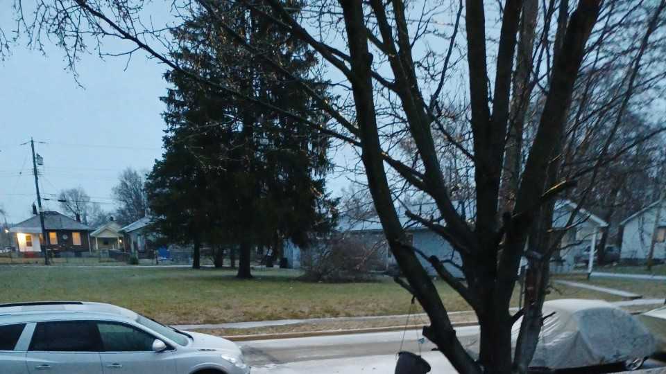 PHOTOS: Winter storm moves into Cincinnati bringing sleet, snow