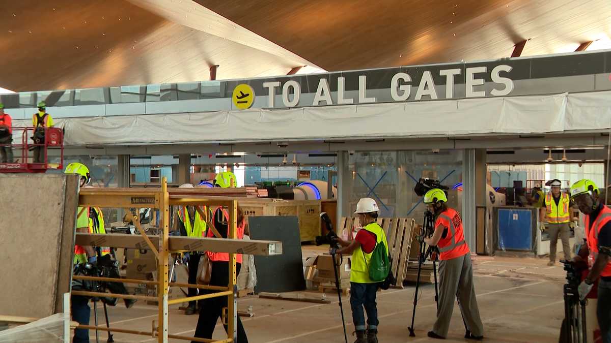 New Pittsburgh International Airport terminal nearly ready to open