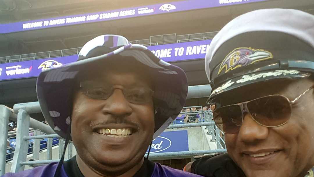 Ravens Flock remembers Captain Dee-Fense | Fan photos