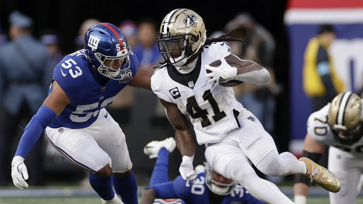 Saints rule out QB Derek Carr, RB Alvin Kamara for Monday night game at ...