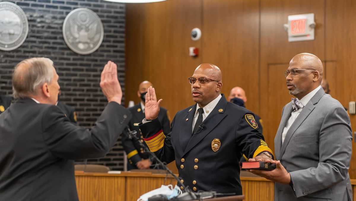 Ohio fire department swears in first African American fire chief