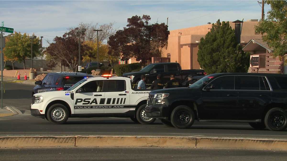 Two arrested by SWAT in northwest Albuquerque