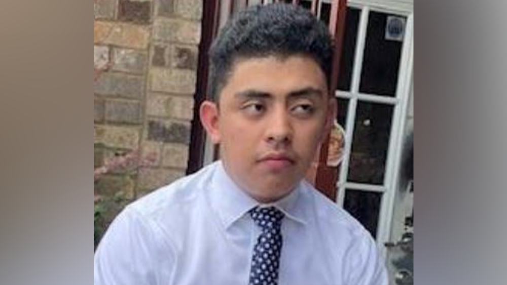 Georgia police searching for missing teen driving stolen car