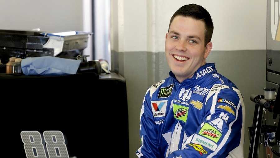 Alex Bowman picked to drive Dale Earnhardt Jr.'s 88 car for Hendrick in ...