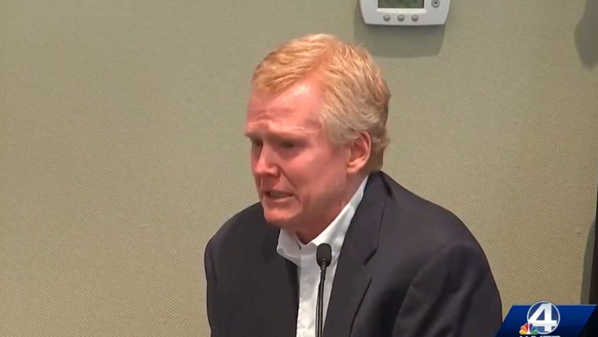 South Carolina: Alex Murdaugh takes stand in his own trial