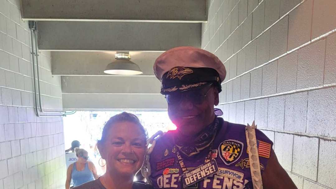 Ravens Flock remembers Captain Dee-Fense | Fan photos