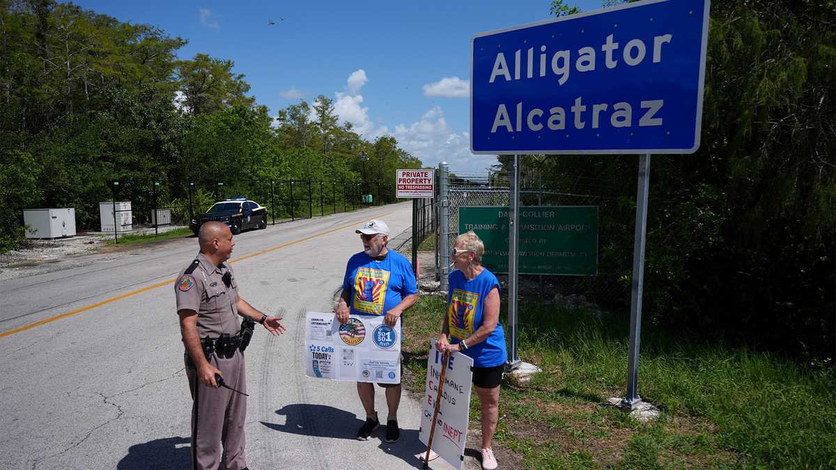 Appeals court panel stops order to pause 'Alligator Alcatraz'