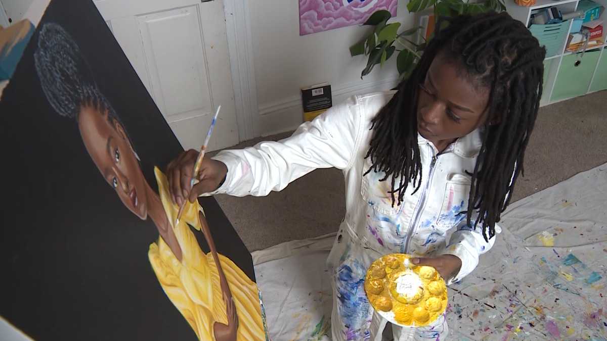 Poet Amanda Gorman depicted in Baltimore muralist's painting