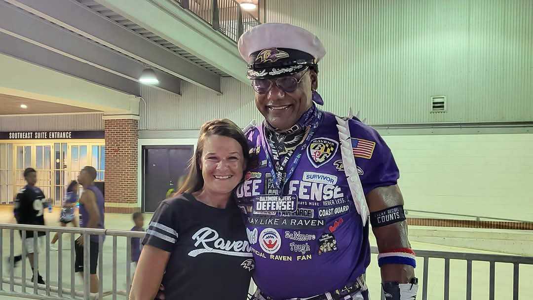 Ravens Flock remembers Captain Dee-Fense | Fan photos