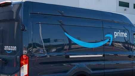 Armed suspect reportedly stole Amazon delivery van in Birmingham
