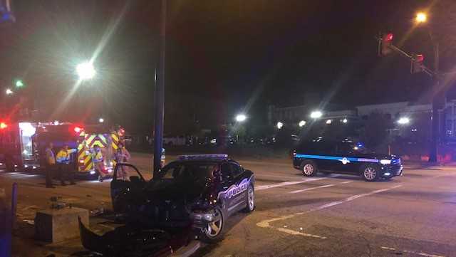 4 injured in crash involving Anderson police car, troopers say