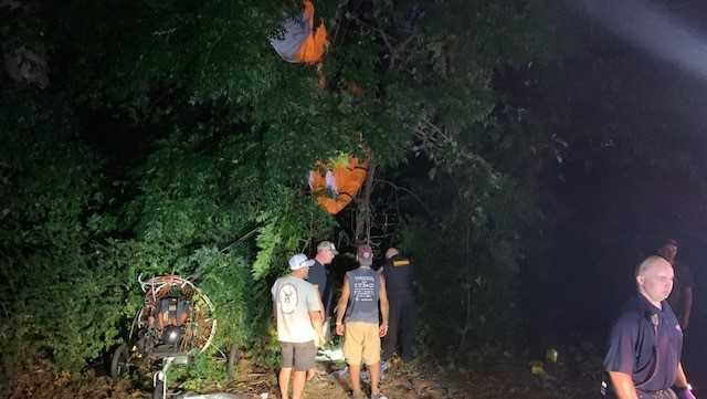 Pilot injured in glider crash