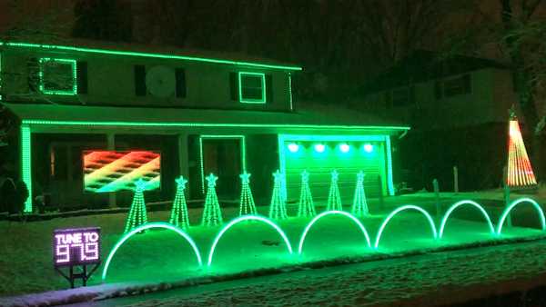 This Anderson Township light display is synced to Christmas music.﻿