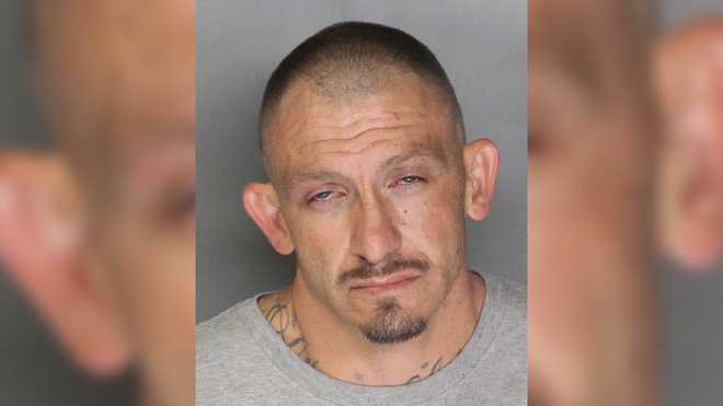 2 detained after chase ends in Rio Linda