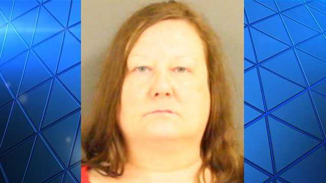 Woman convicted of shooting boyfriend 6 times, killing him