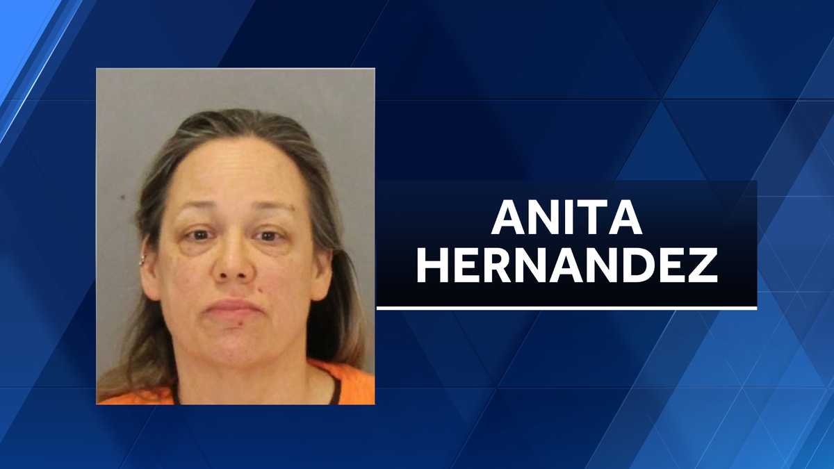 Omaha woman accused in fatal stabbing will go to trial