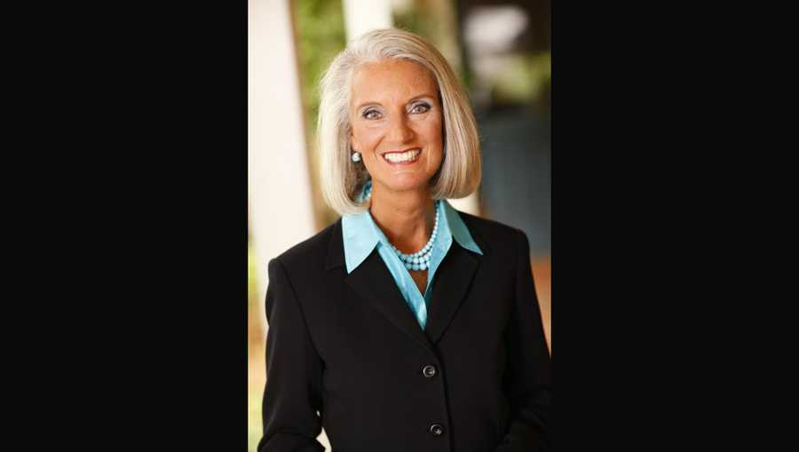 Billy Graham's daughter asks for prayer in cancer fight