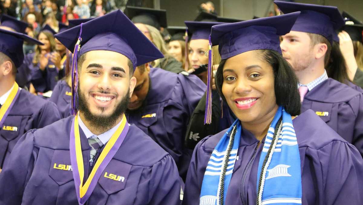 Louisiana woman in active labor crosses stage to graduate college