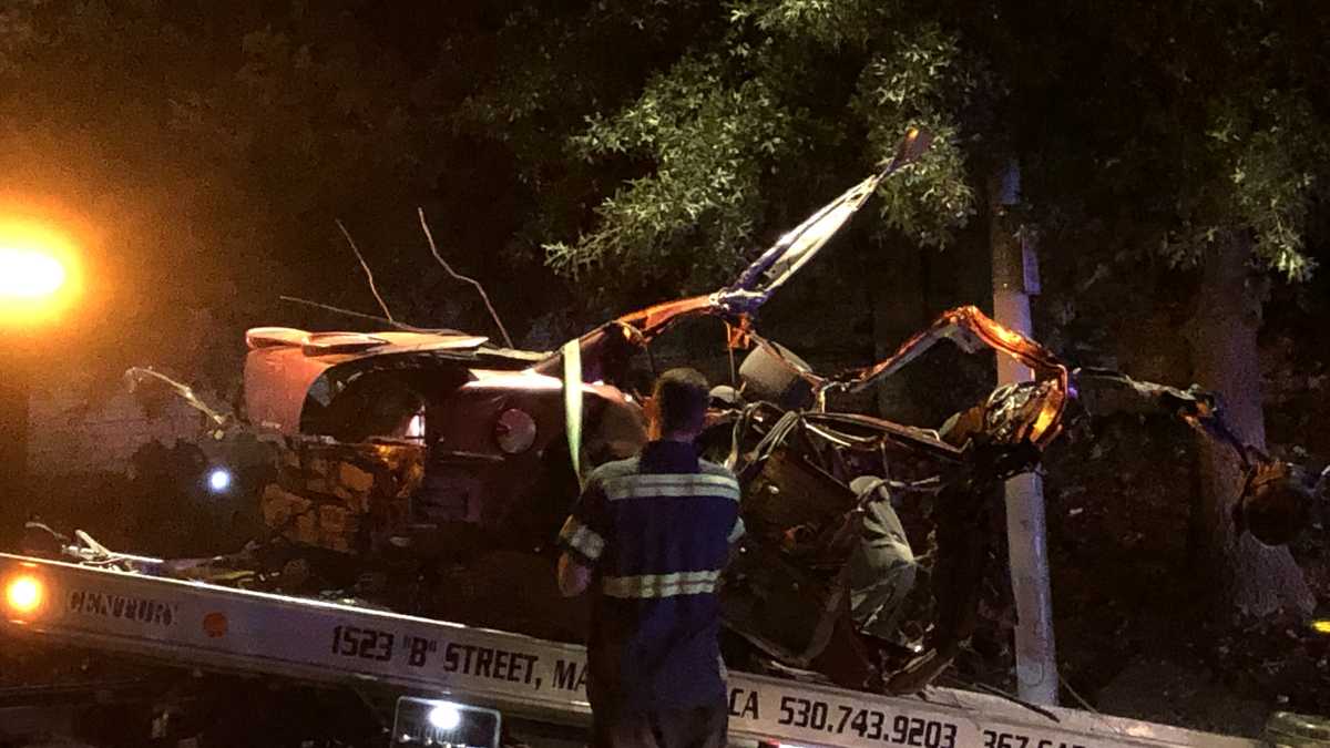 Two killed when car crashes into trees in Antelope area