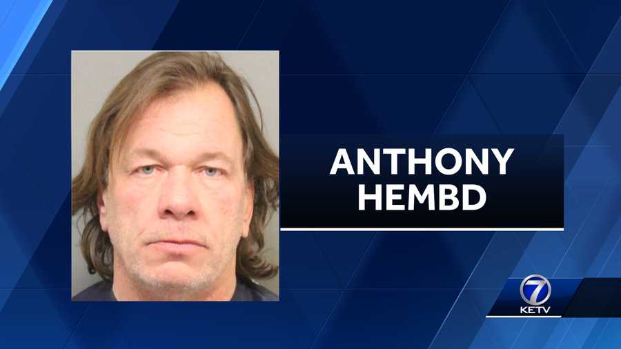 Drunk Lincoln man threatens to assault teens, officials say