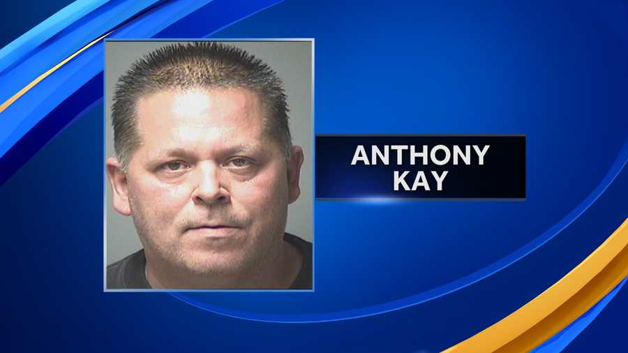 Man wanted by US Marshals Service found in stolen car, police say