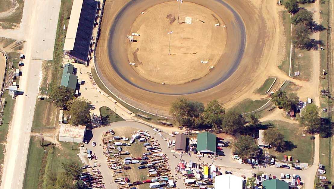 Largest Indiana antique market returning at Lawrenceburg Fairgrounds