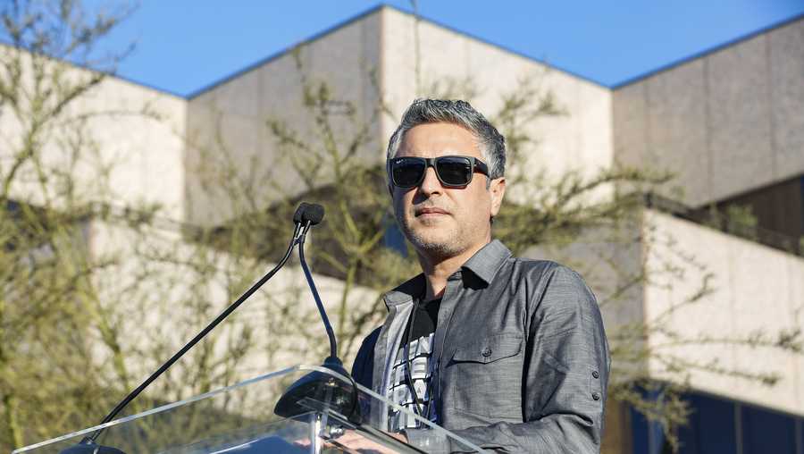 CNN dumps Reza Aslan after he called Trump a 'piece of s---'