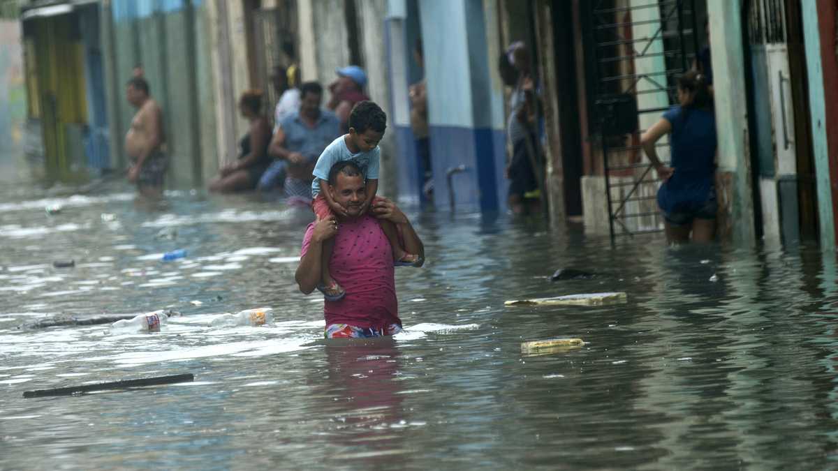 PHOTOS: Cuba begins assessing damage after Hurricane Irma