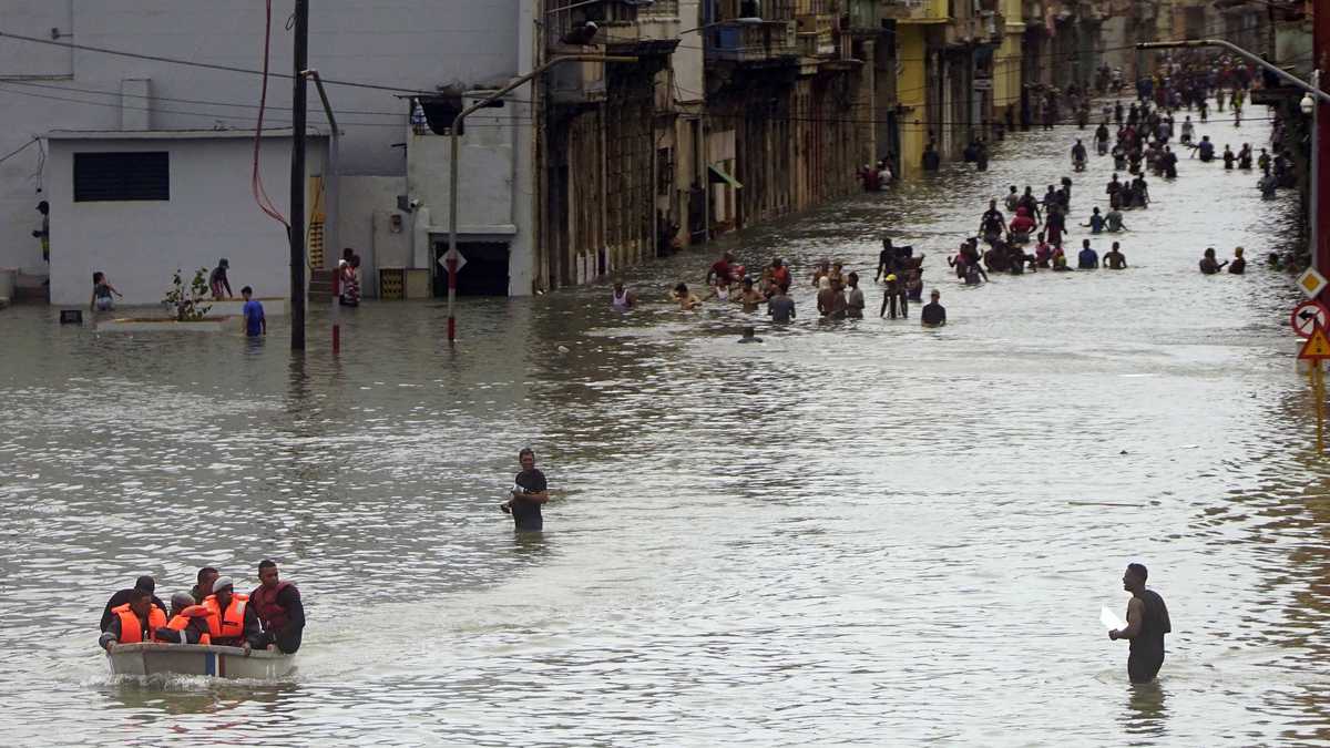PHOTOS: Cuba begins assessing damage after Hurricane Irma