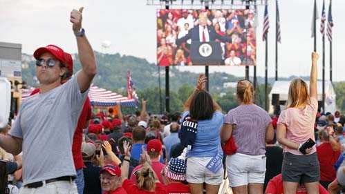 Photos from inside and outside of Donald Trump's Cincinnati rally