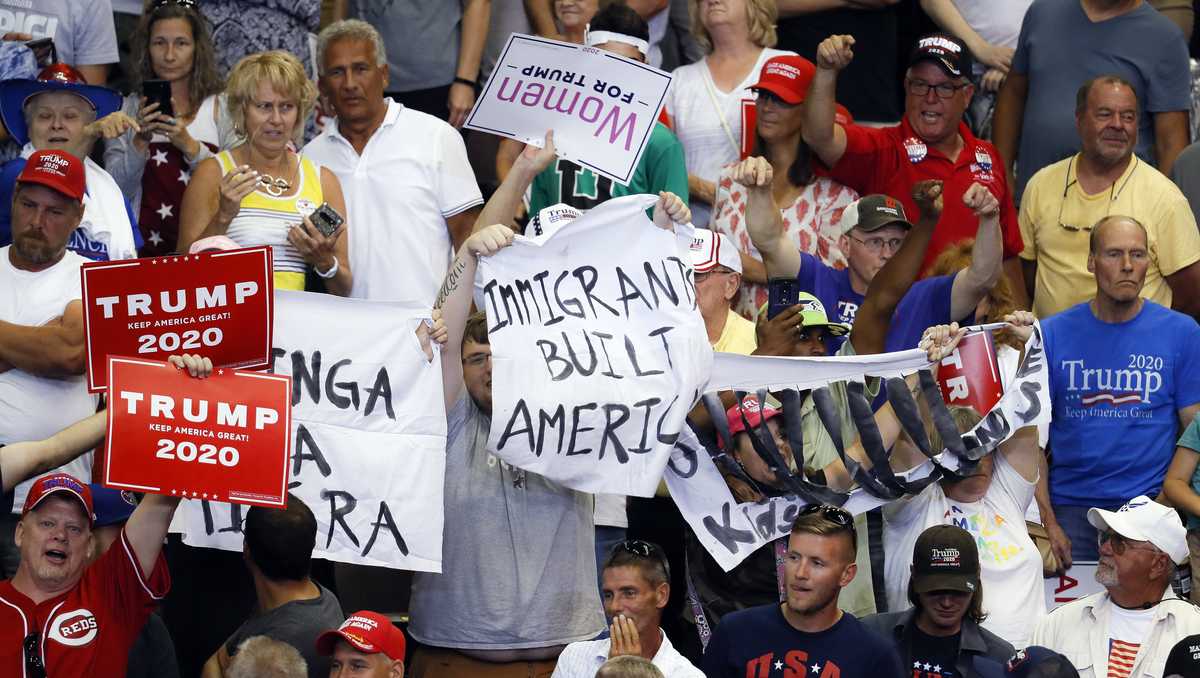 Photos from inside and outside of Donald Trump's Cincinnati rally
