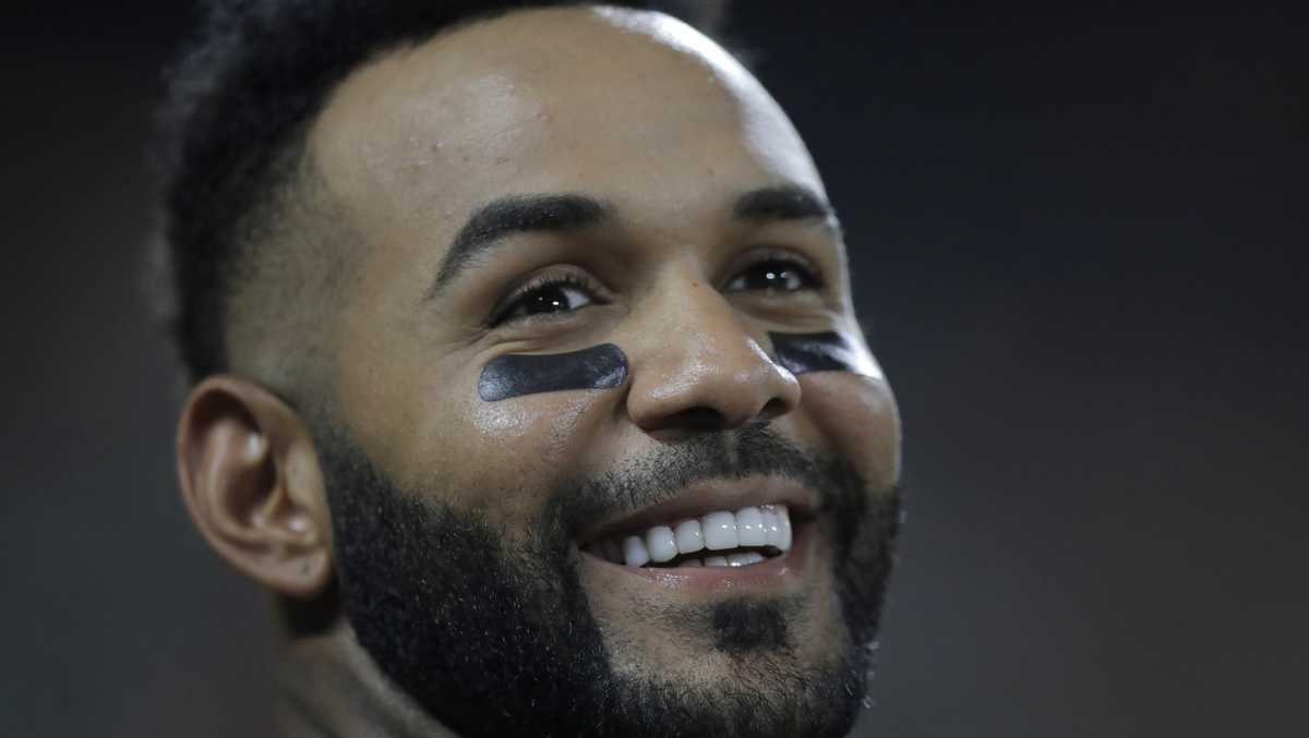 Baltimore Orioles' second baseman Jonathan Villar hits for the cycle
