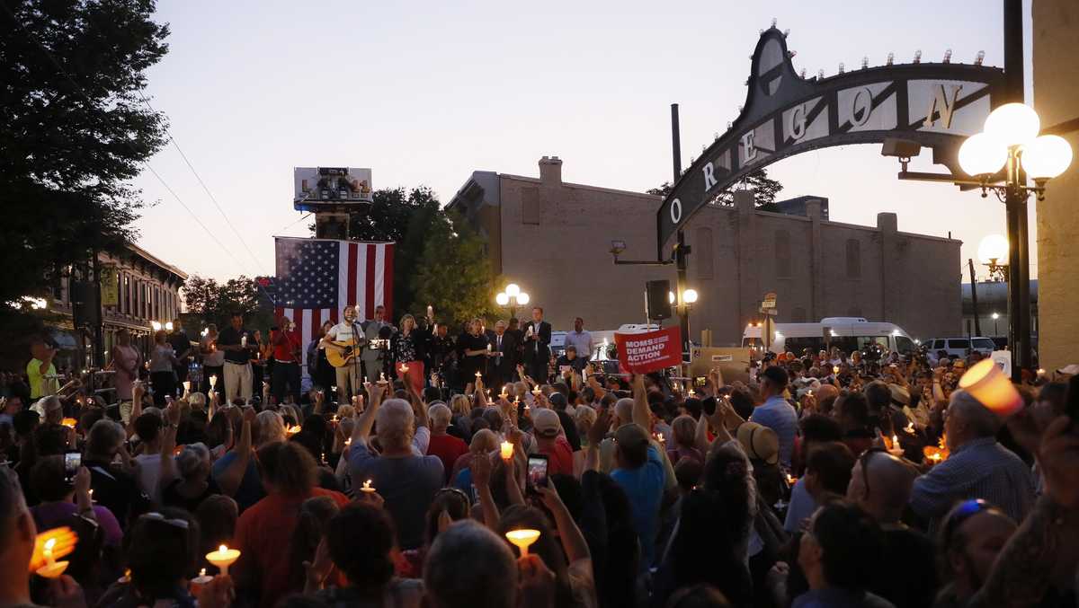 PHOTOS: Thousands attend vigil to remember nine victims killed in ...