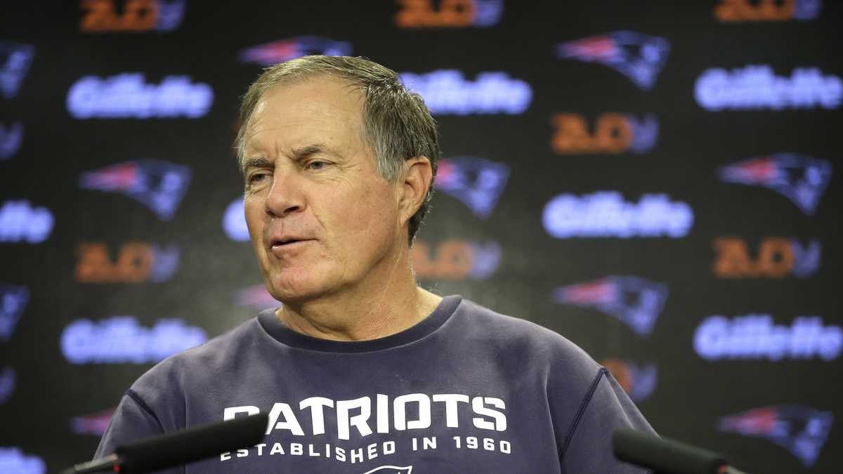 Bill Belichick's iconic look: Sleeveless through the years