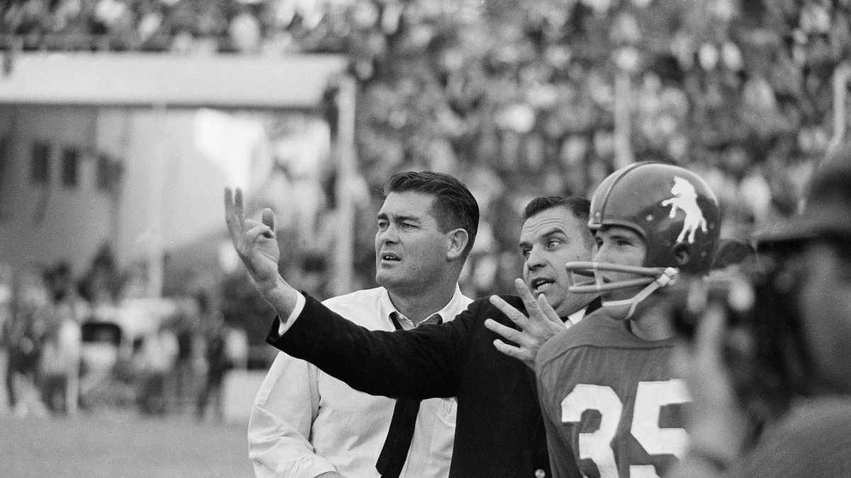 PHOTOS: Hayden Fry through the years