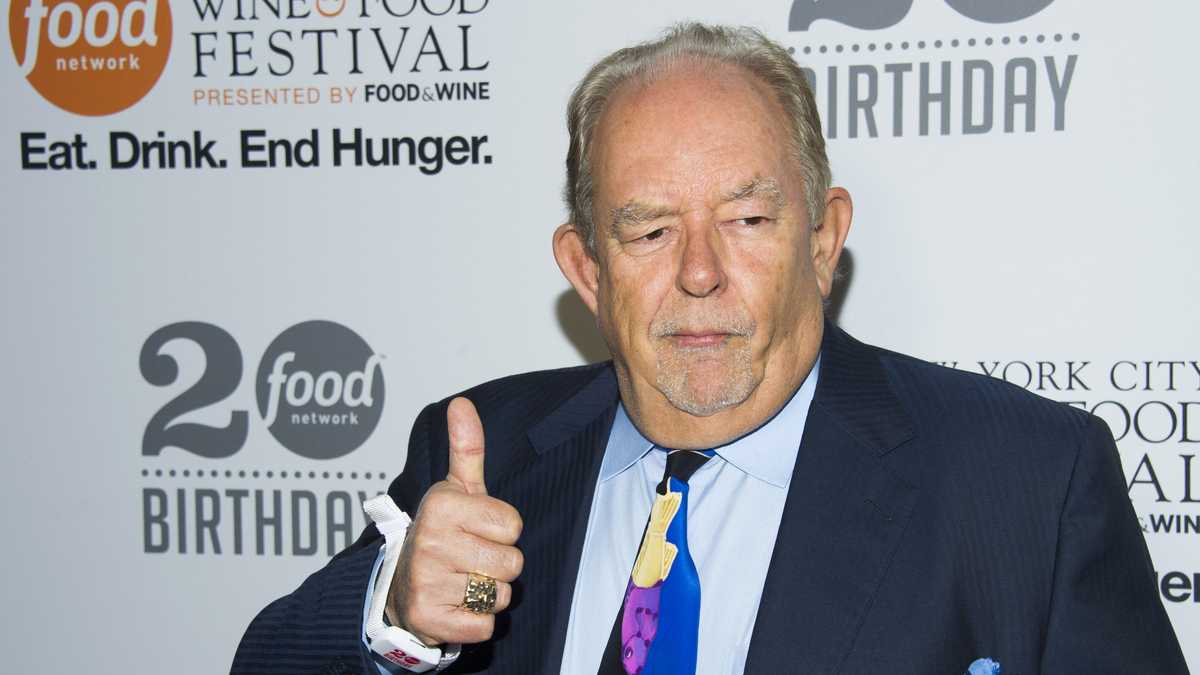 Robin Leach, 'Lifestyles of the Rich and Famous' host, dies at 76