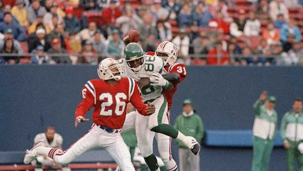 Raymond Clayborn to be inducted into Patriots Hall of Fame