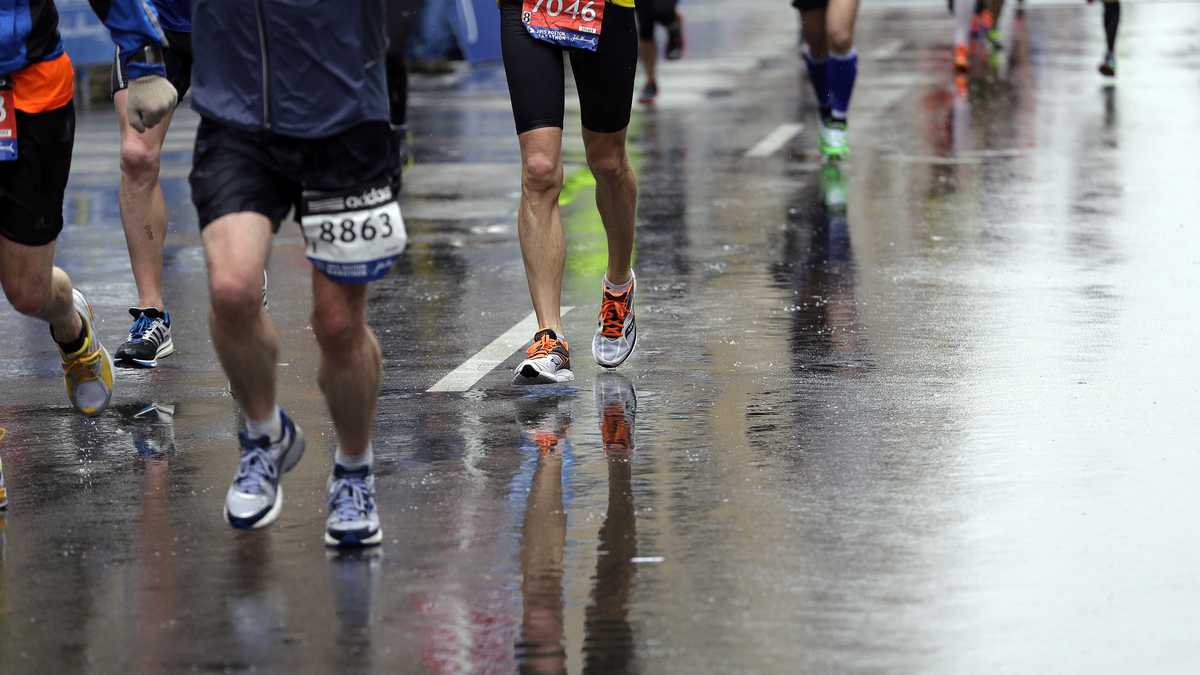 Boston Marathon Training Notebook: Big goals can be daunting