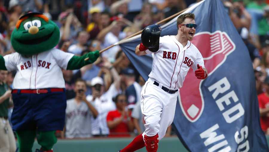 After two week wait, Holt, Red Sox top Royals to cap suspended game