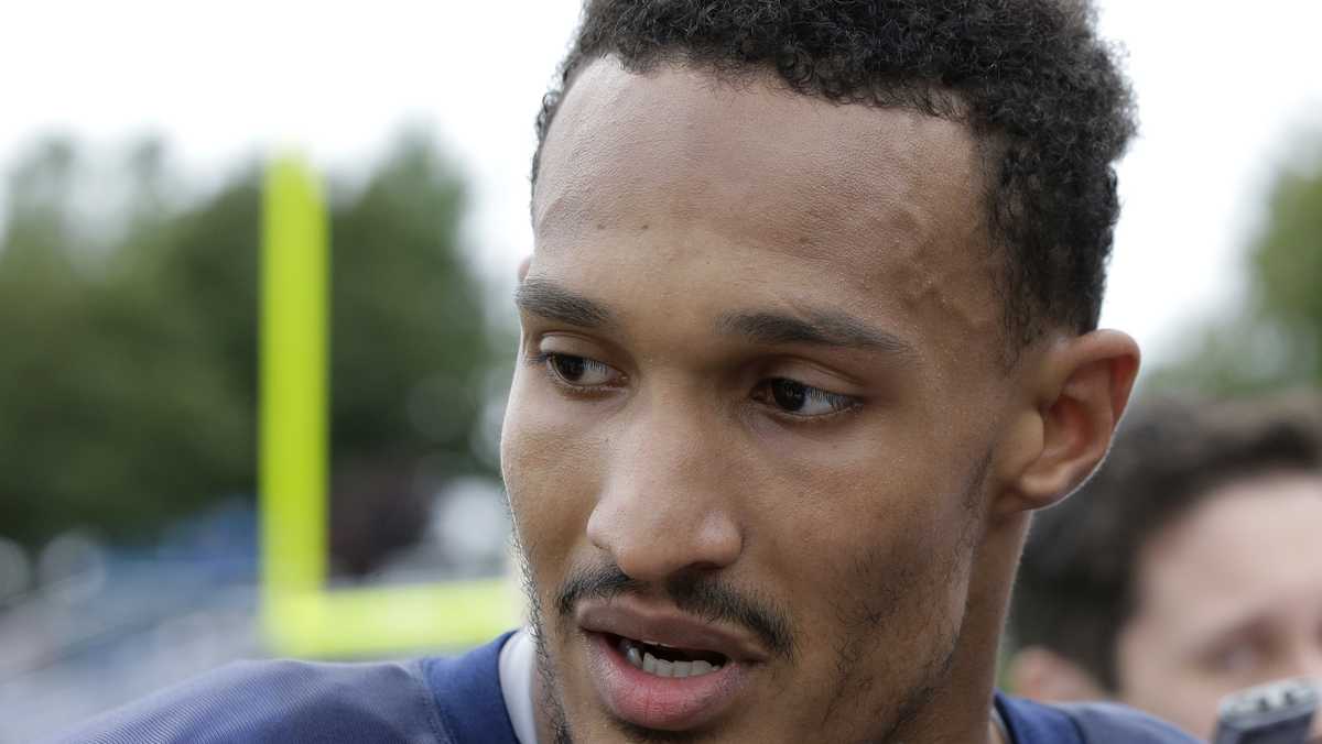 Report: Patriots' top draft pick diagnosed with torn ACL