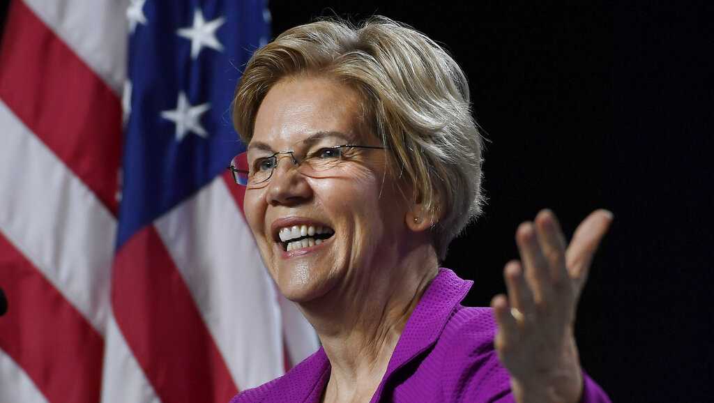 Presidential hopeful Sen. Elizabeth Warren calls on House to impeach Trump